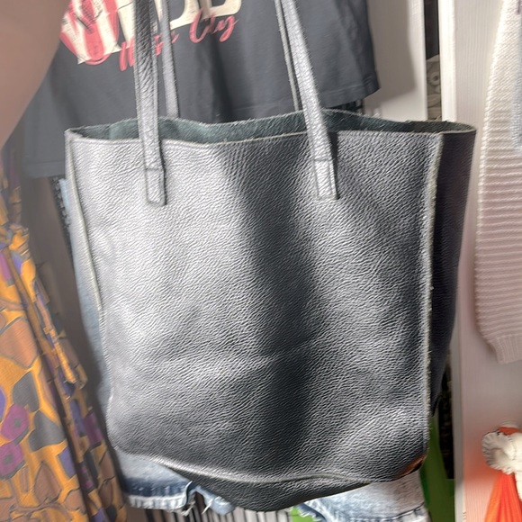 Peruzzi | Bags | Peruzzi Pebbled Leather Bag | Poshmark